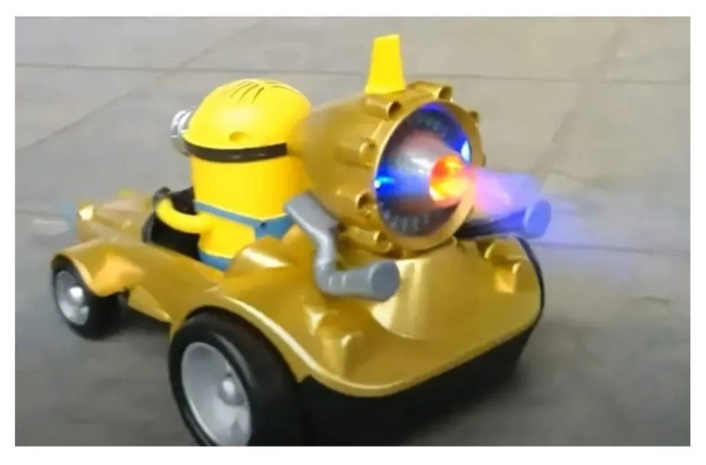Minnions Auto Cohete _ Rocket Car Bump and Go – CREATIBOX